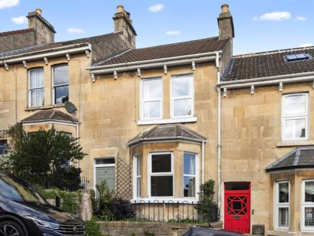 2 bedroom terraced house for sale in Clarence Street, Bath, Somerset, BA1