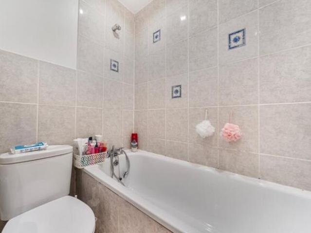 2 bedroom terraced house for sale in Clayhanger, Guildford, Surrey, GU4