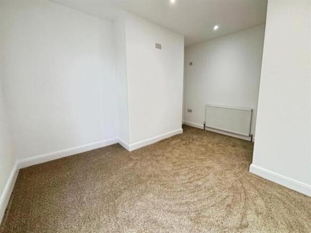 2 bedroom terraced house for sale in Croft Street, Wibsey, Bradford, BD6 1LU, BD6