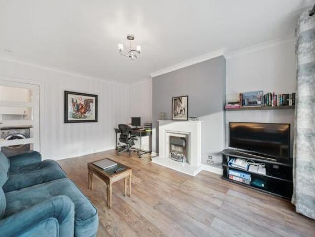 2 bedroom terraced house for sale in Cromarty Gardens, Clarkston, G76