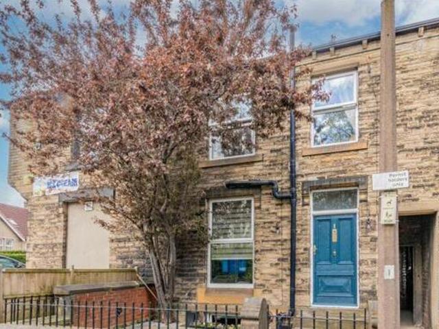 2 Bedroom Terraced House For Sale In Crosland Moor, Huddersfield