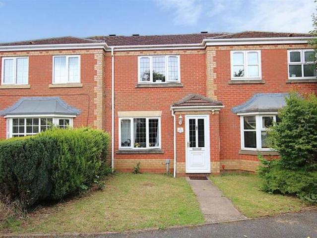 2 bedroom terraced house for sale in Cross Waters Close, Wootton, NN4