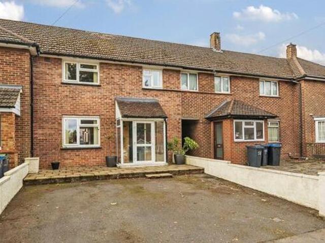 2 Bedroom Terraced House For Sale In Croydon, Surrey