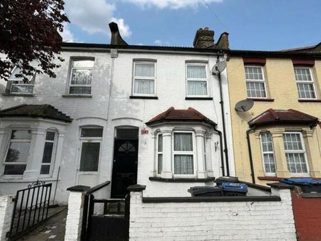 2 Bedroom Terraced House For Sale In Croydon, Surrey