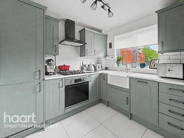 2 bedroom terraced house for sale in Abbotsbury Way, SWINDON, SN25