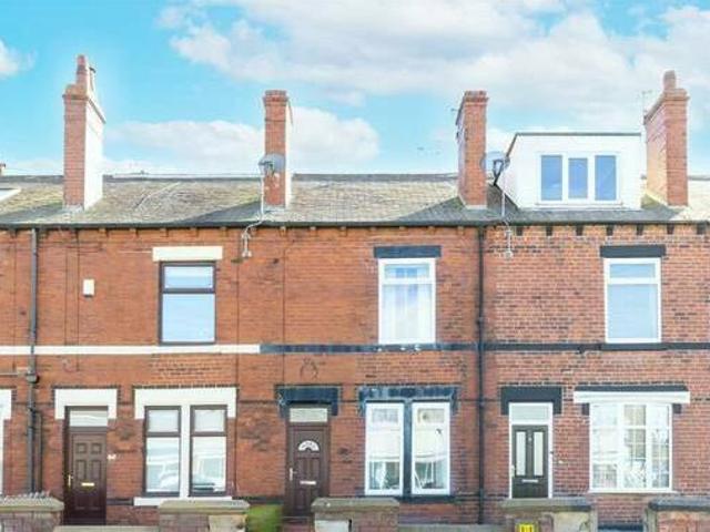 2 bedroom terraced house for sale in Aberford Road Oulton Leeds LS26