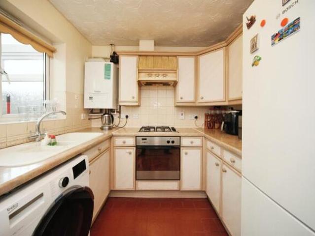 2 bedroom terraced house for sale in Addington Way, Luton, LU4