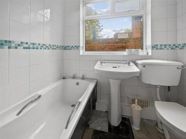 2 bedroom terraced house for sale in Adelaide Street, South Bank, York, YO23