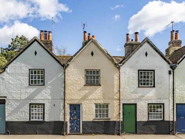 2 Bedroom Terraced House For Sale In Alton, Hampshire