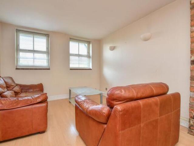 2 bedroom terraced house for sale in Albert Street, St. Albans, AL1