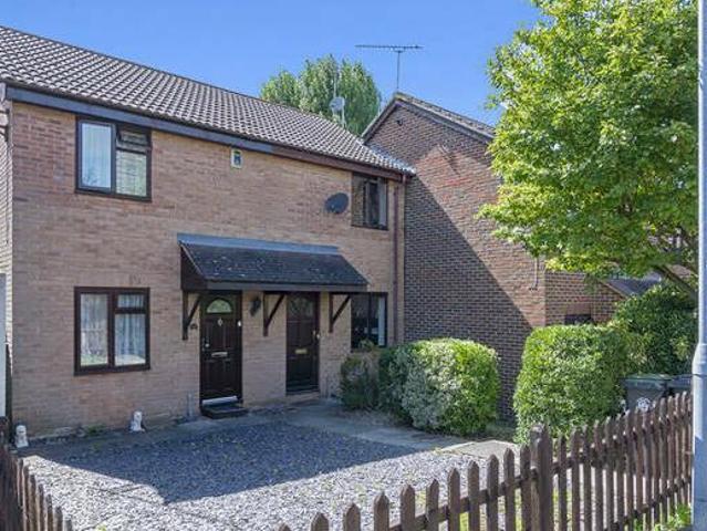 2 bedroom terraced house for sale in Alderwood Close Abridge Essex RM4