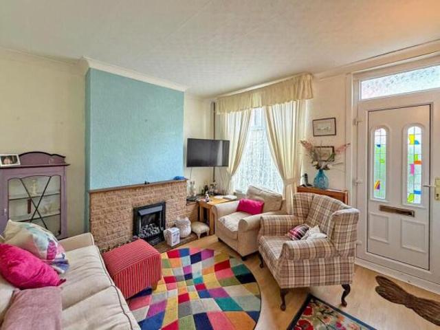 2 bedroom terraced house for sale in Aldersley Road, Wolverhampton, WV6