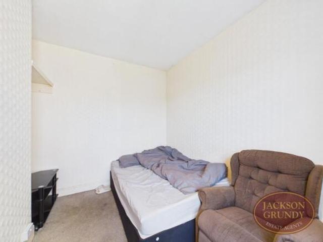 2 bedroom terraced house for sale in Allen Road, Northampton, NN1 4NE, NN1