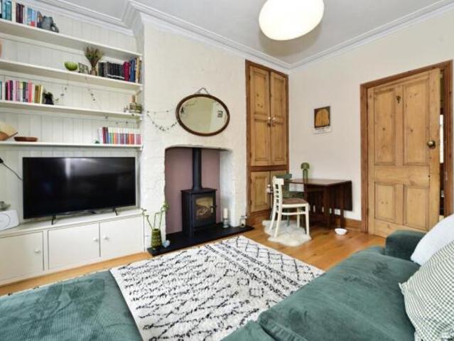 2 bedroom terraced house for sale in Ashford Road, Sheffield, S11