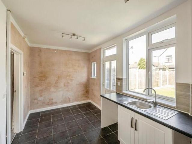 2 bedroom terraced house for sale in Asquith Road, Bentley, Doncaster, DN5