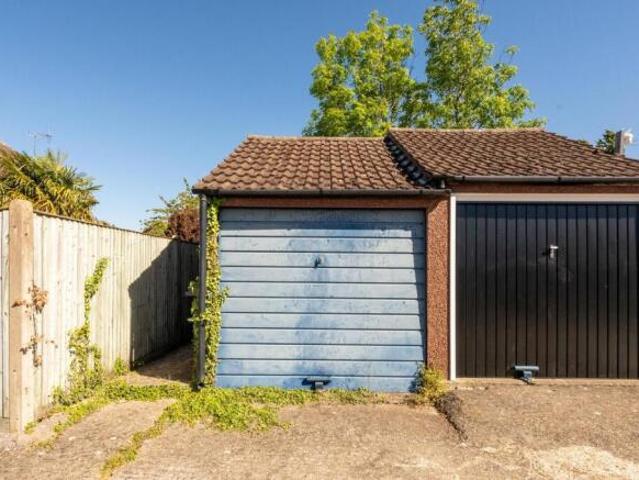 2 bedroom terraced house for sale in Avebury, Cippenham Meadows, Slough, SL1
