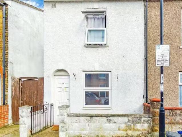 2 bedroom terraced house for sale in Bourne Street, Croydon, S.