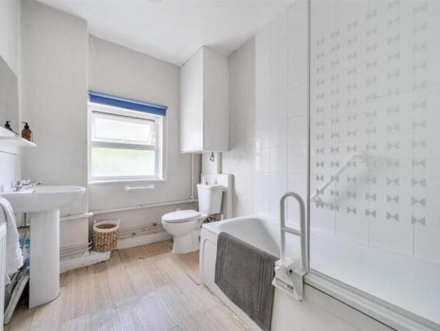 2 bedroom terraced house for sale in Bower Street, Maidstone, ME16