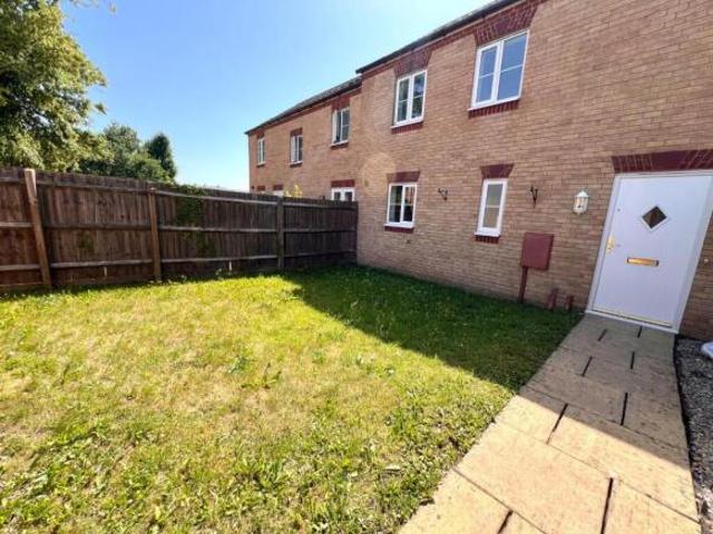 2 bedroom terraced house for sale in Bowling Green Lane, St. Crispin, Northampton NN5