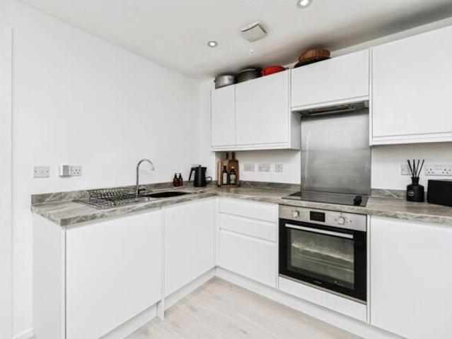 2 bedroom terraced house for sale in Bodmin Walk, Leeds, LS10