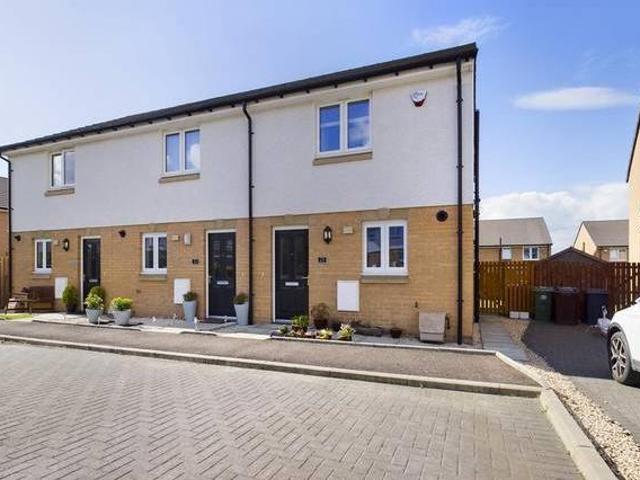 2 bedroom terraced house for sale in Bolerno Place Bishopton PA7