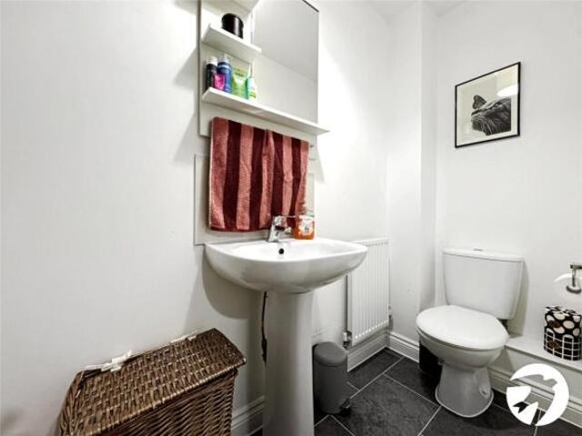 2 bedroom terraced house for sale in Batten Walk, Maidstone, Kent, ME17