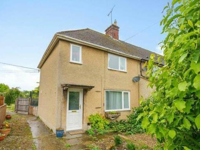 2 Bedroom Terraced House For Sale In Bampton, Oxfordshire