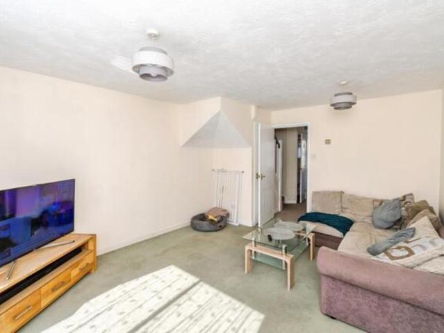 2 bedroom terraced house for sale in Barons Mead, Southampton, Hampshire, SO16
