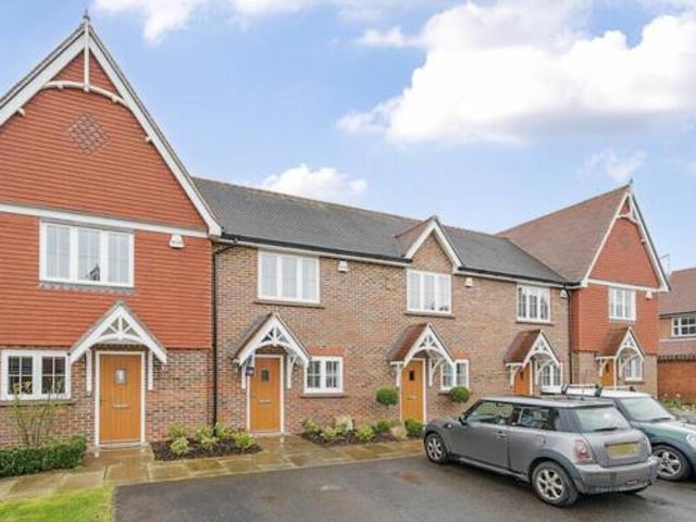 2 Bedroom Terraced House For Sale In Barns Green
