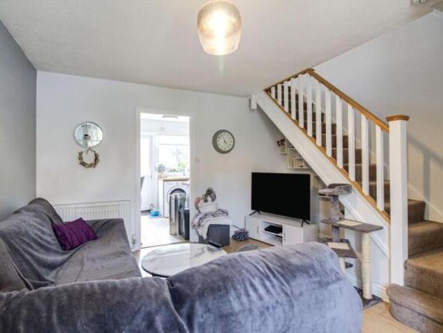 2 bedroom terraced house for sale in Basil Close, Woodhall Park, SN2
