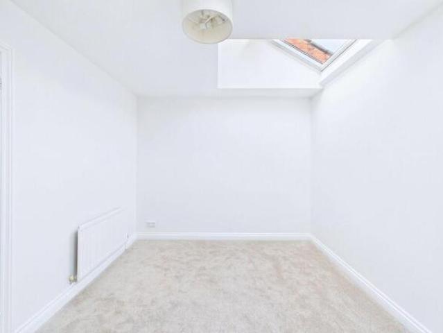 2 bedroom terraced house for sale in Beaconsfield Street West, Leamington Spa, CV31