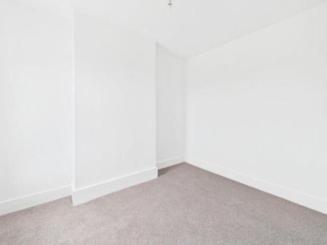 2 bedroom terraced house for sale in Becket Road, Worthing, BN14 7ET, BN14