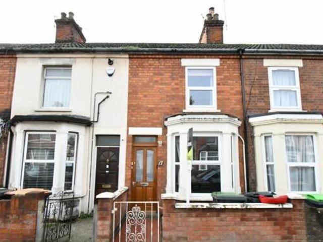 2 Bedroom Terraced House For Sale In Bedford