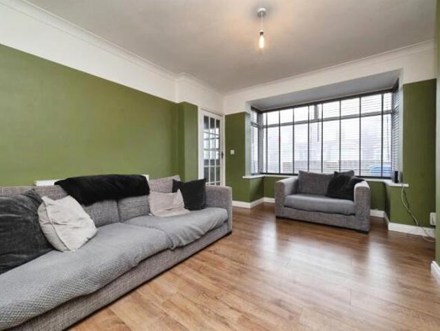 2 bedroom terraced house for sale in Bedford Road, Hessle, HU13