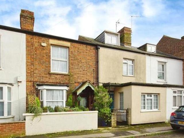 2 Bedroom Terraced House For Sale In Berkeley, Gloucestershire
