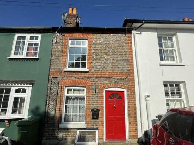 2 Bedroom Terraced House For Sale In Berkshire