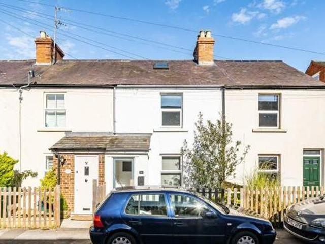 2 Bedroom Terraced House For Sale In Berkshire