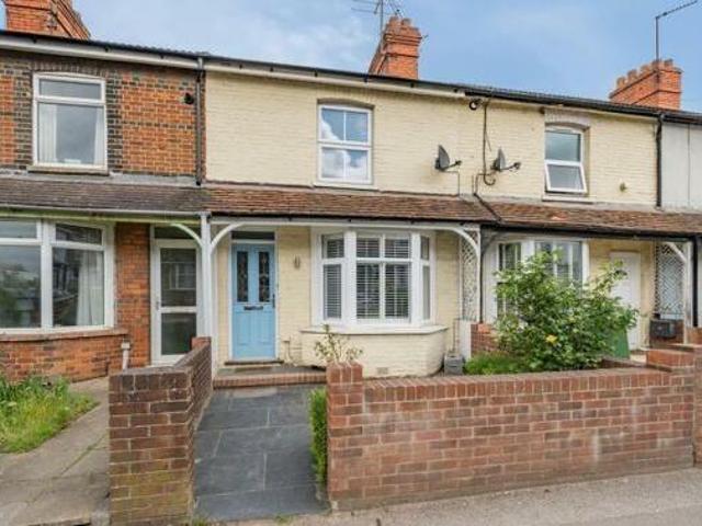 2 Bedroom Terraced House For Sale In Berkshire