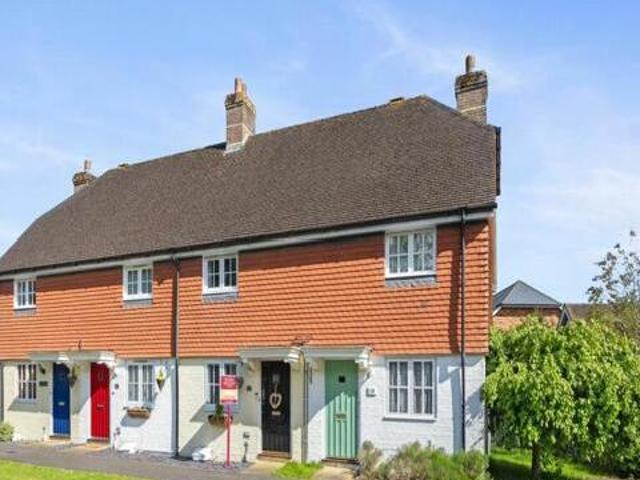 2 Bedroom Terraced House For Sale In Billingshurst
