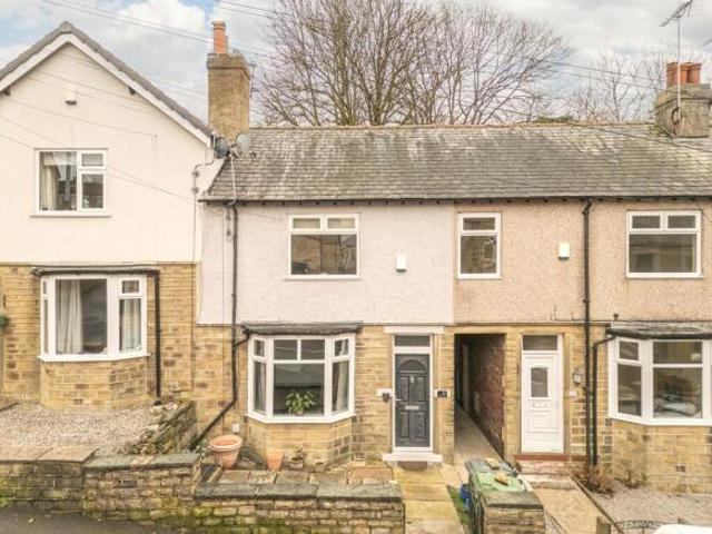 2 bedroom terraced house for sale in Birks Road, Longwood, HD3