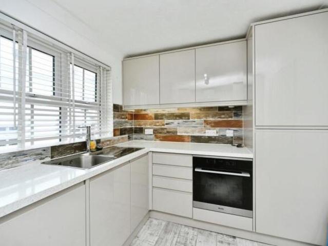 2 bedroom terraced house for sale in Bloomsbury Street, Brighton, BN2