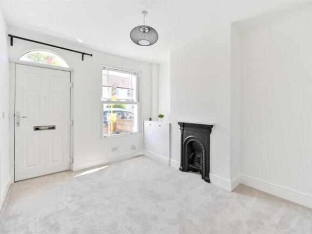 2 bedroom terraced house for sale in Brunswick Street, Reading RG1