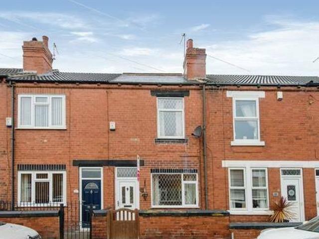 2 bedroom terraced house for sale in Briggs Avenue Castleford WF10