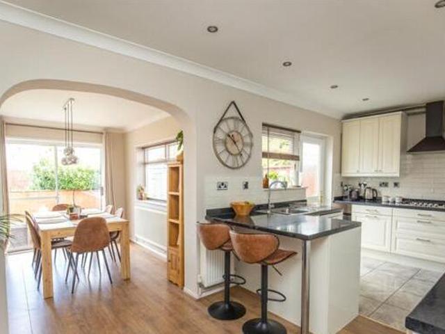 2 Bedroom Terraced House For Sale In Bristol