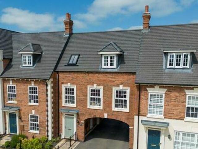 2 Bedroom Terraced House For Sale In Bromham Road