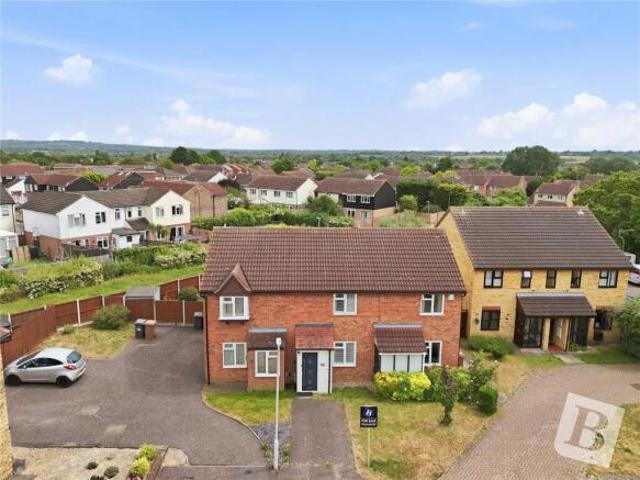 2 bedroom terraced house for sale in Burgess Field, Chelmer Village, Chelmsford, Essex, CM2