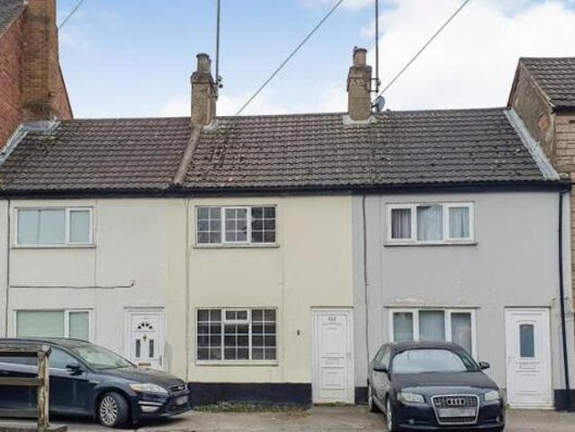 2 Bedroom Terraced House For Sale In Burton on trent, Staffordshire
