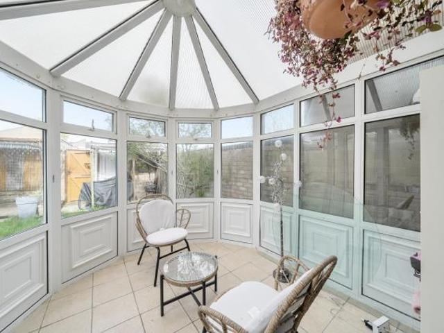 2 bedroom terraced house for sale in Bushey Leys Close, Headington, Oxford, OX3