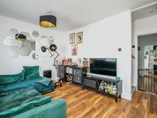2 bedroom terraced house for sale in Byerley Road, PORTSMOUTH, PO1