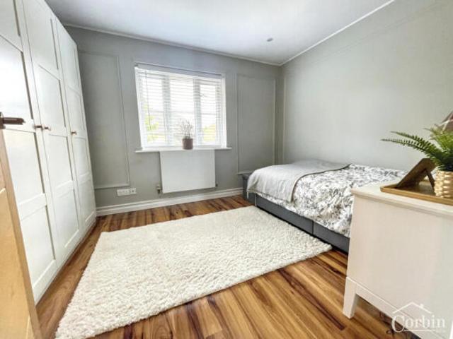 2 bedroom terraced house for sale in Goldenleas Drive, Bournemouth, BH11 8, BH11